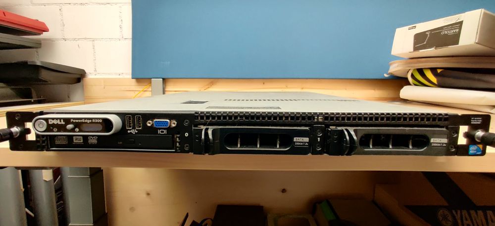 Dell Power Edge R300 sata 250 GB (Gebraucht) in Dietikon für CHF 6 ...