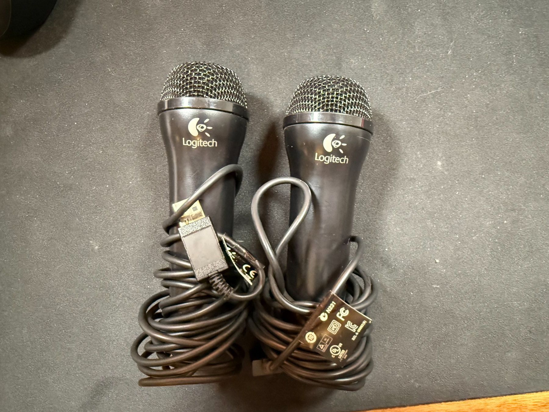 Wii console, 9 jeux, balance board, 2 micro et 4 manettes (D'occasion ...