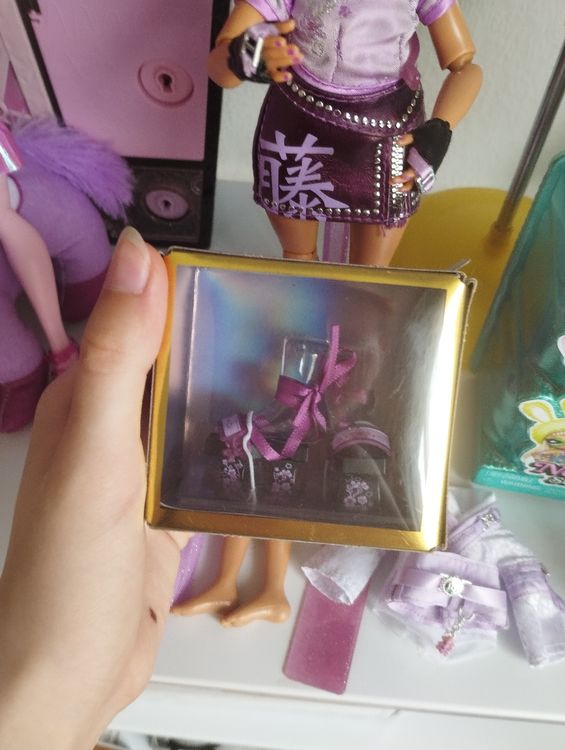 MGA Entertainment Rainbow High Core Fashion.Lila Yamamoto | Kaufen auf ...