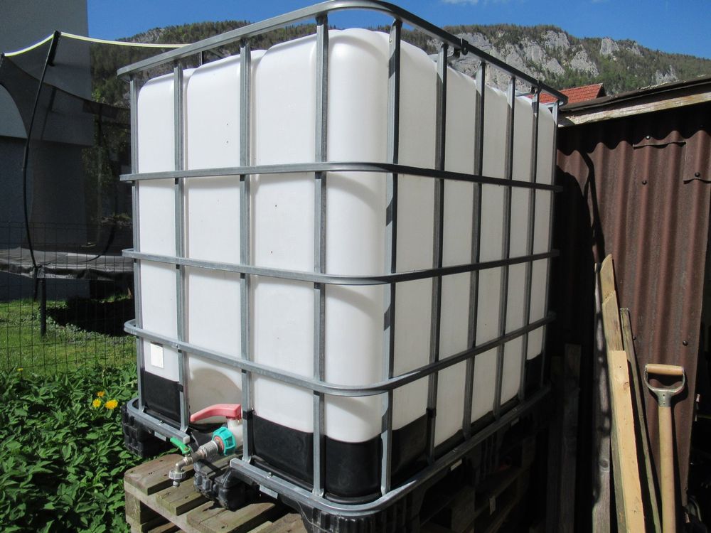 Wassertank 1000 Liter mit Messinghahn (Gebraucht) in Welschenrohr für ...