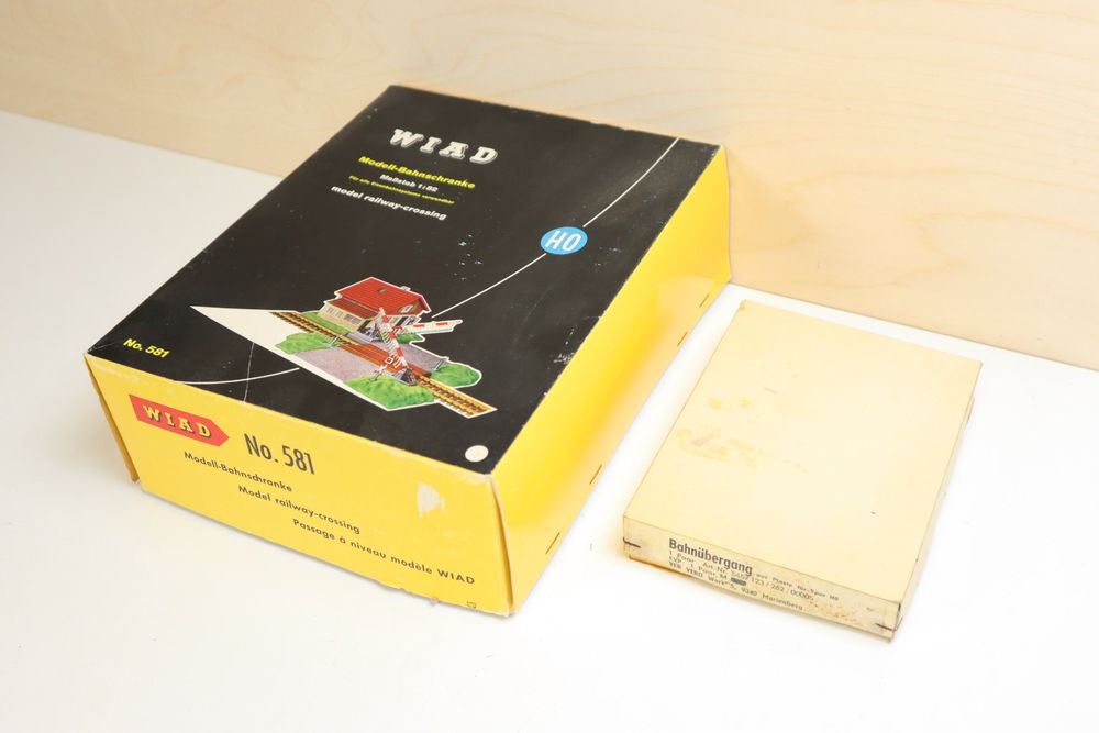 WIAD 581 & VEB Bahnübergang H0 Antik - Rarität H0 (Gebraucht) in ...