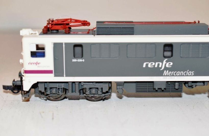 Electrotren H0 2621: Elok Renfe 251"Mercancias"Kardanantrieb (Neuf ...