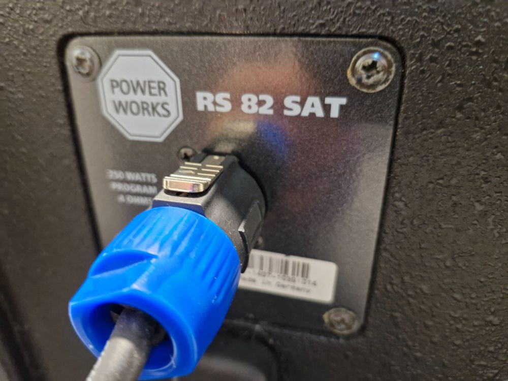 Sonorisation Power Works RS15 Sub A + 2 RS 82 SAT = 600W (Gebraucht) in ...