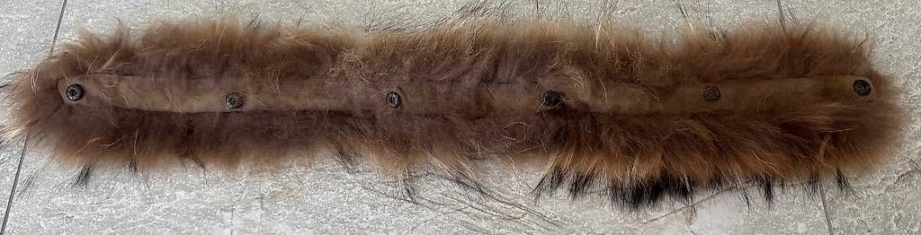 Fourrure pour capuche (Neuf (Voir description)) à Arbaz pour CHF 30 ...