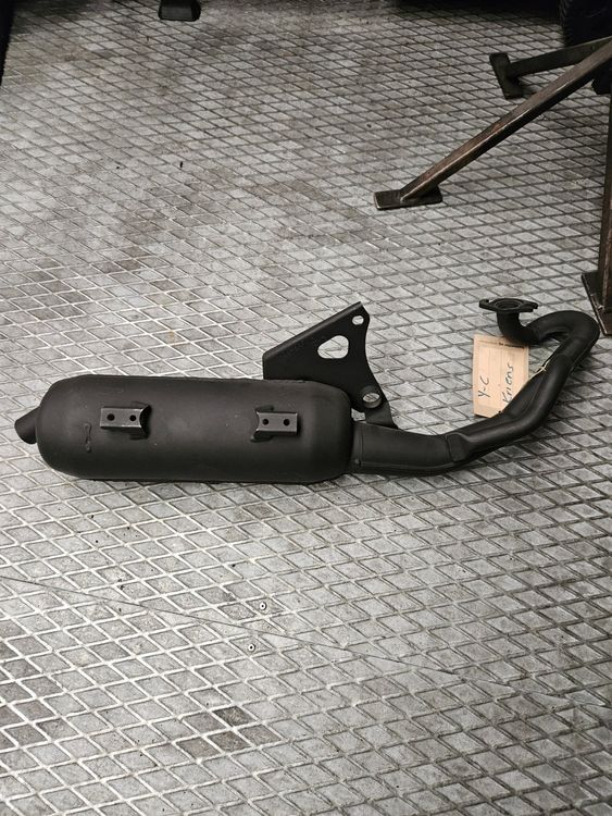 Yamaha YQ50 Aerox Original Auspuff (Gebraucht) in Kriens für CHF 50 – nur Abholung auf Ricardo ...