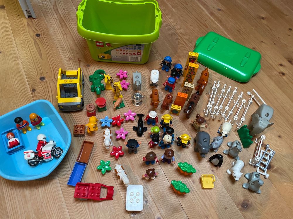 Lego Duplo - viele Figuren und Tiere (Gebraucht) in Ürikon für CHF 20 – mit Lieferung auf ...