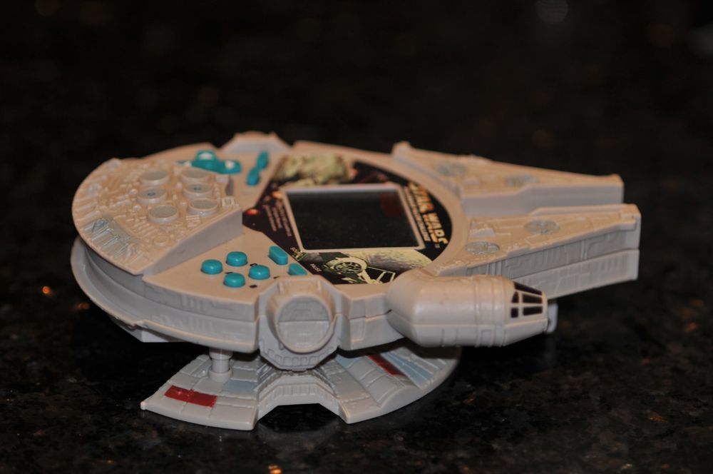 Handheld Star Wars TM 1997 (Gebraucht) in Meiringen für CHF 20 – mit ...