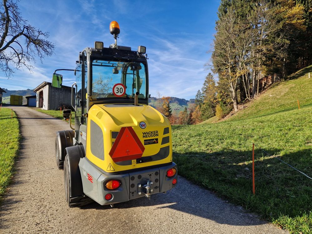 Radlader Hoflader Wacker Neuson WL 32 Weidemann Pneulader (Gebraucht ...