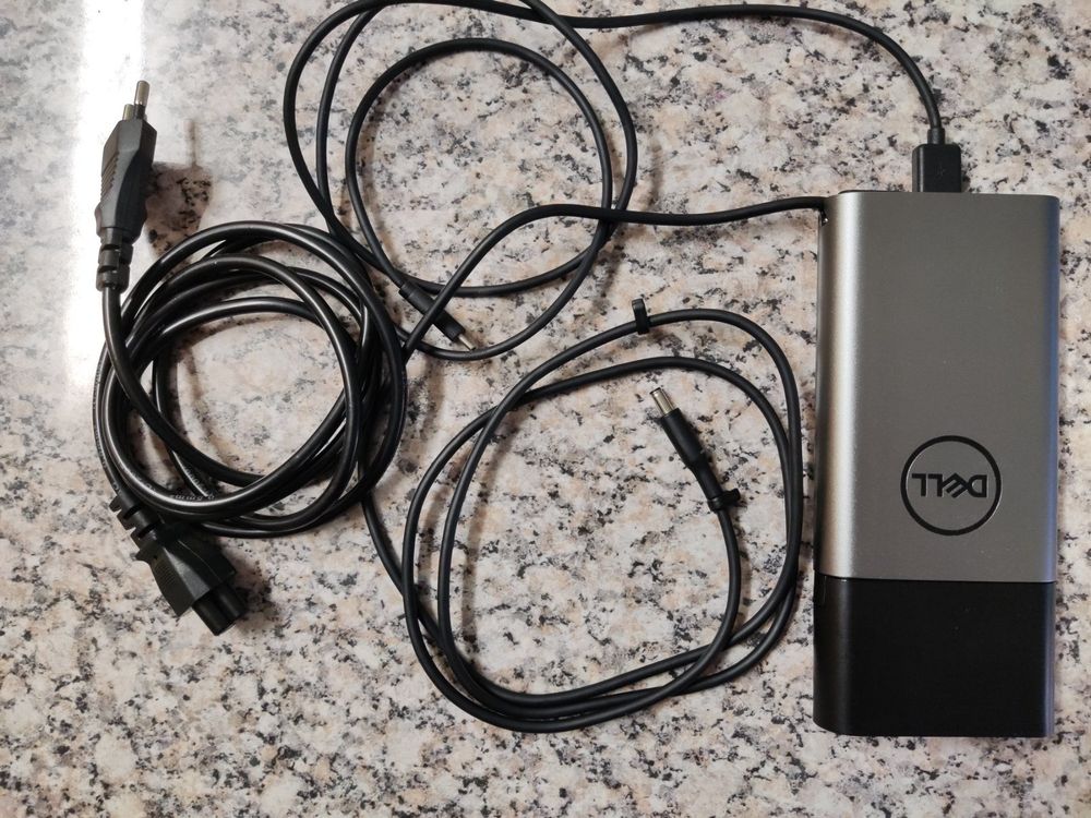 Dell Netzteil+Powerbank für Dell laptops and USB C Geräte (Gebraucht ...