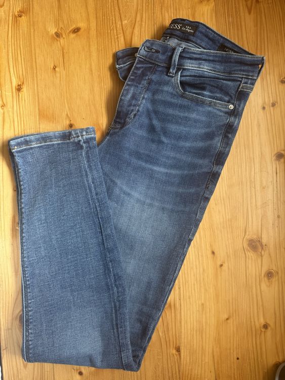 Guess Skinny Jeans (Gebraucht) in Dürnten für CHF 20 – mit Lieferung ...