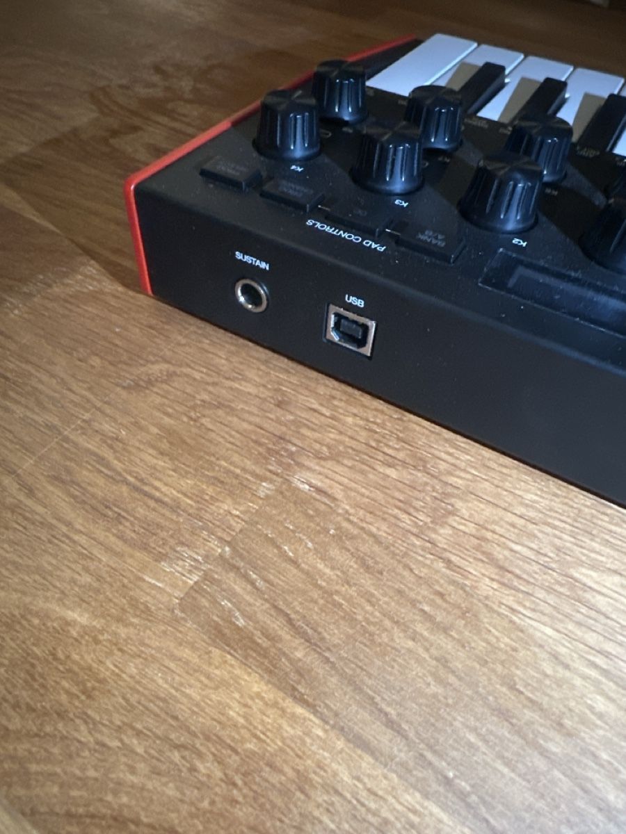 AKAI MPK mini - Portable USB MIDI Keyboard Controller (Gebraucht) in ...