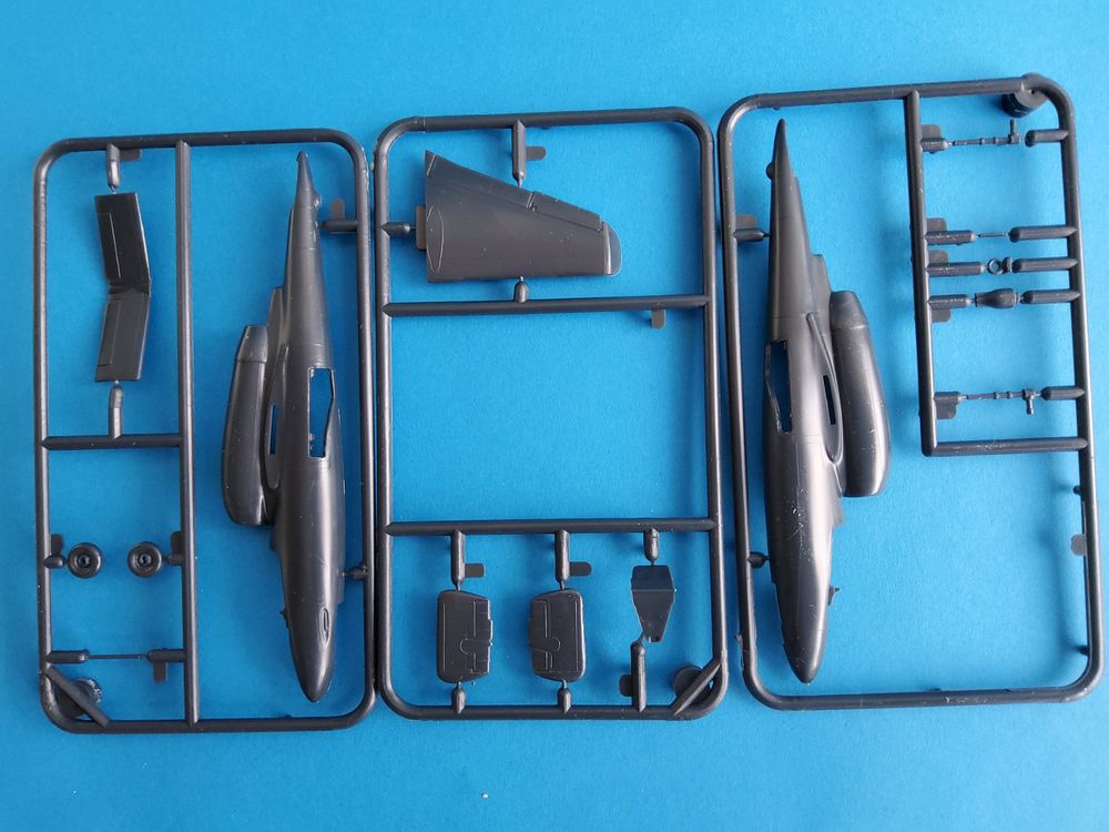 Bausatz HEINKEL He.162 Jet Fighter 1/72 Frog | Kaufen auf Ricardo