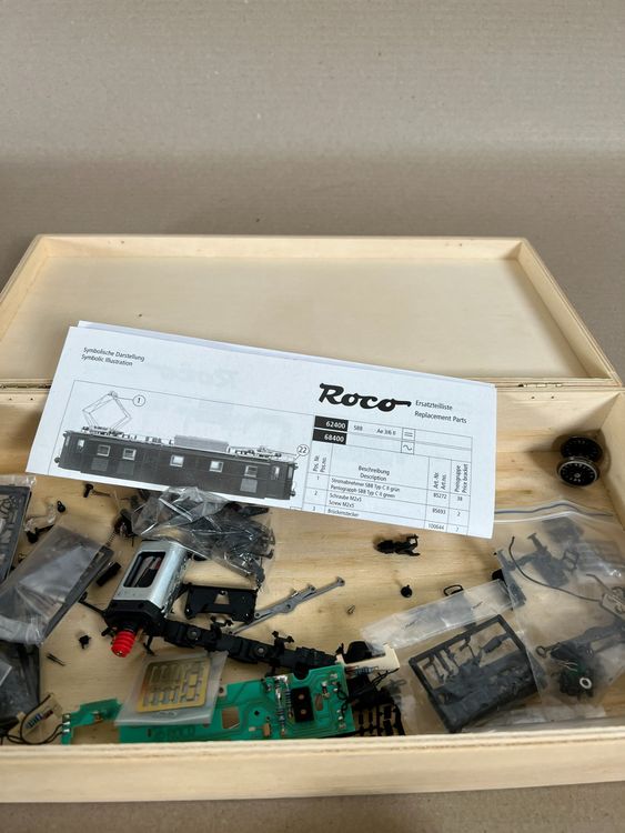 2x Roco Lok mit Ersatzteilen (Gebraucht) in Schlieren für CHF 140 – mit ...