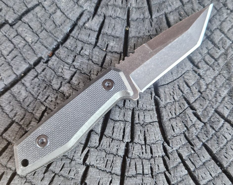 Neck knife Messer (Neu und originalverpackt) in Dorf für CHF 14 – mit ...