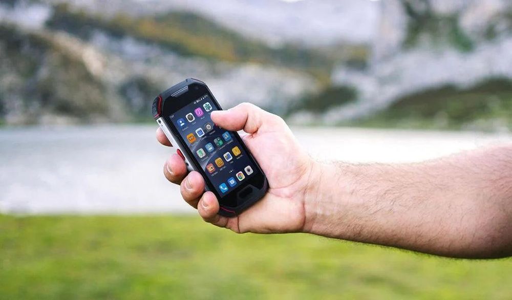 Unihertz Atom L/XL Mini Outdoor Smartphone 4" (Gebraucht) in Zuben für CHF 52 – mit Lieferung ...