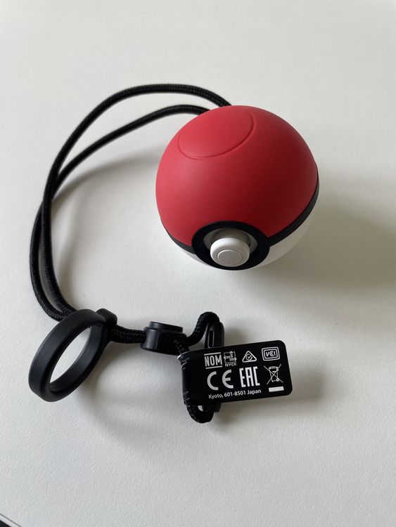 Pokémon Pokéball Plus (Neu (gemäss Beschreibung)) in Burgdorf für CHF ...