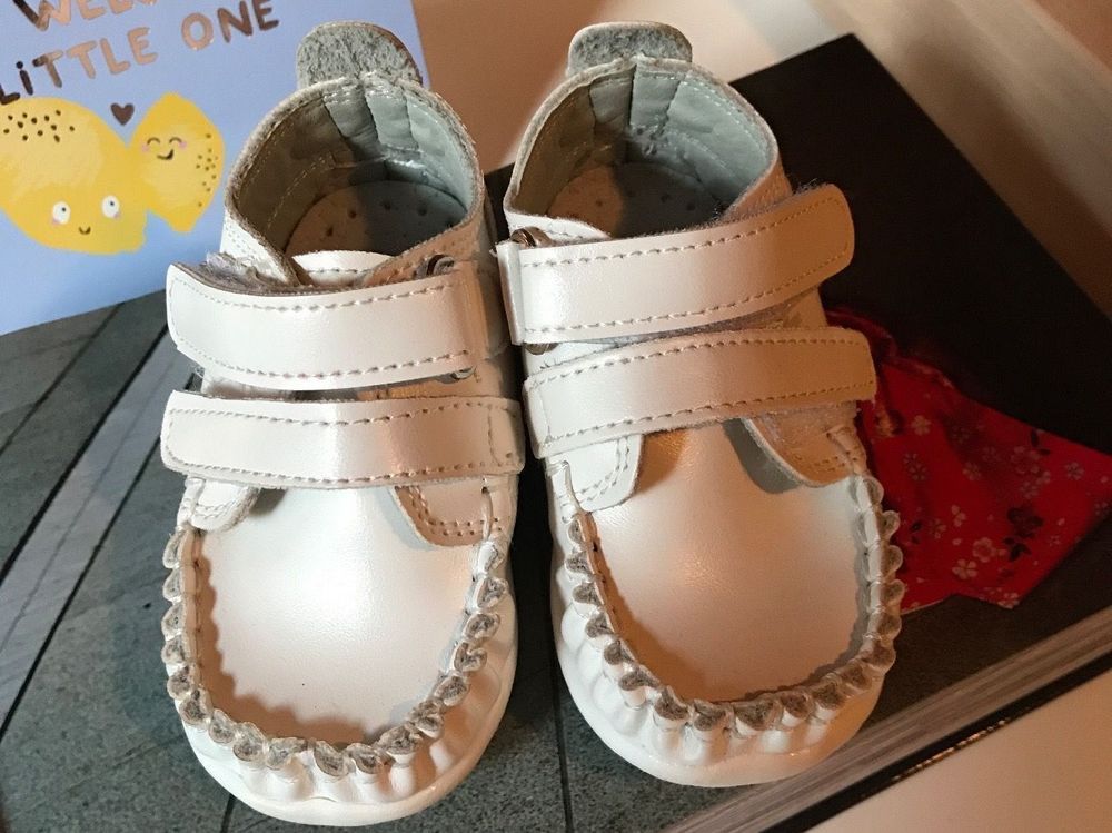 Weisse baby leder shue 16 | Kaufen auf Ricardo