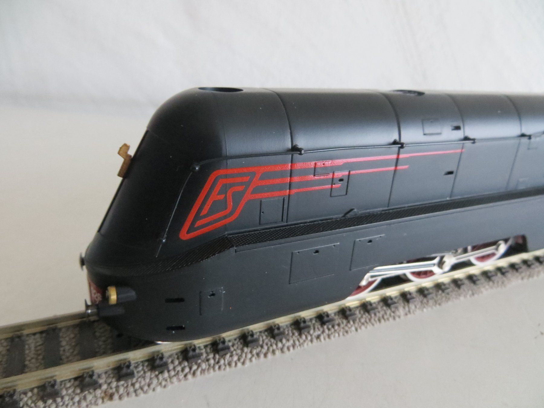 Rivarossi H0: Stromlinien-Lok Gr. 691 der FS, 1153, GS, OVP (Gebraucht ...