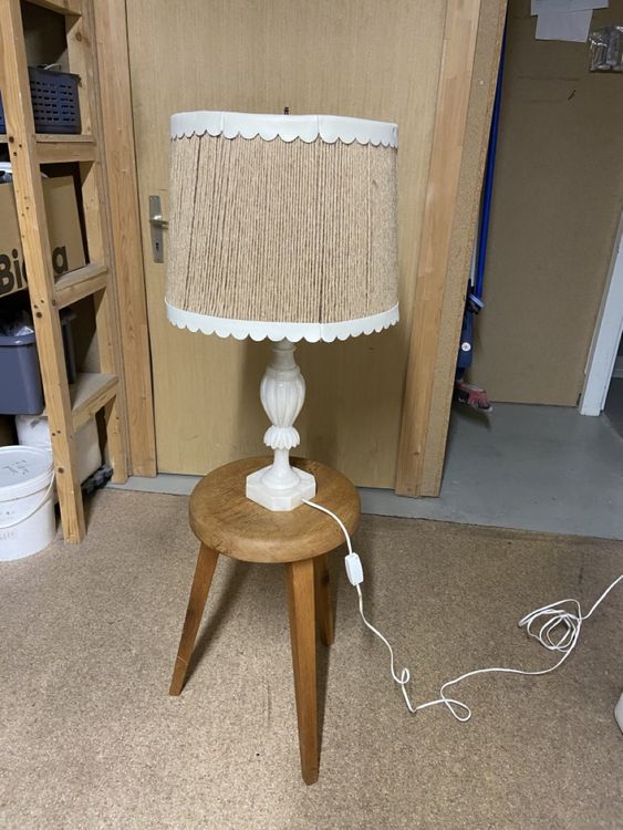 Lampe de table avec pied en marbre de carrare | Kaufen auf Ricardo Lampe de table avec pied en marbre de carrare | Kaufen auf Ricardo
