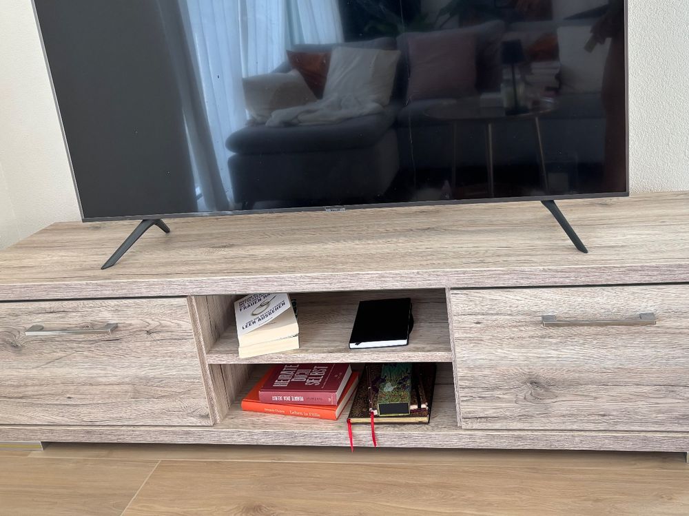 TV Möbel/Lowboard aus Holz, guter Zustand! (Gebraucht) in Romanshorn ...