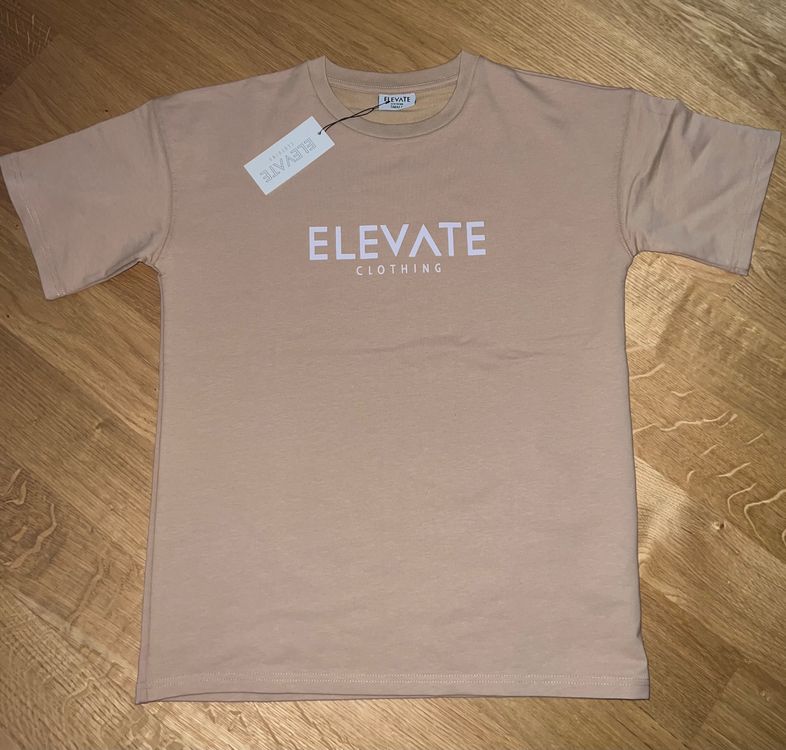 Elevate Clothing | Kaufen auf Ricardo
