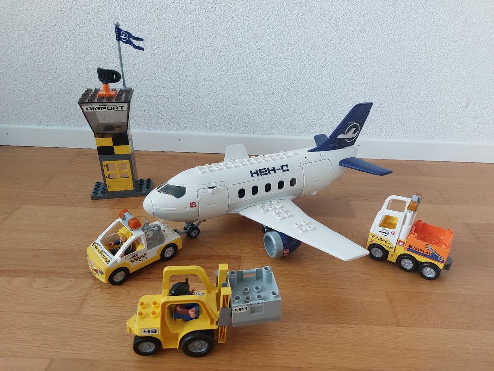 LEGO Duplo grosses Flugzeug mit Flughafen / Tower (Gebraucht) in ...