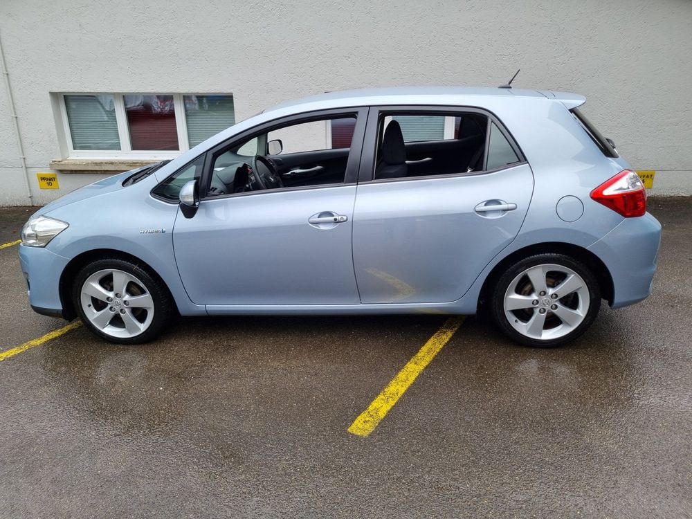 Toyota Auris 1.8 HSD linea sol | Kaufen auf Ricardo