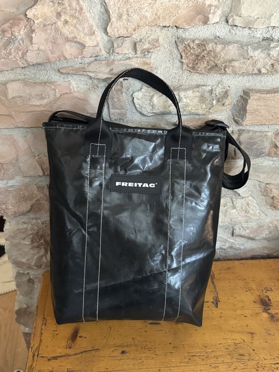 Freitag F75 Leland full Black (Gebraucht) in Arsiè für CHF 220 – mit ...