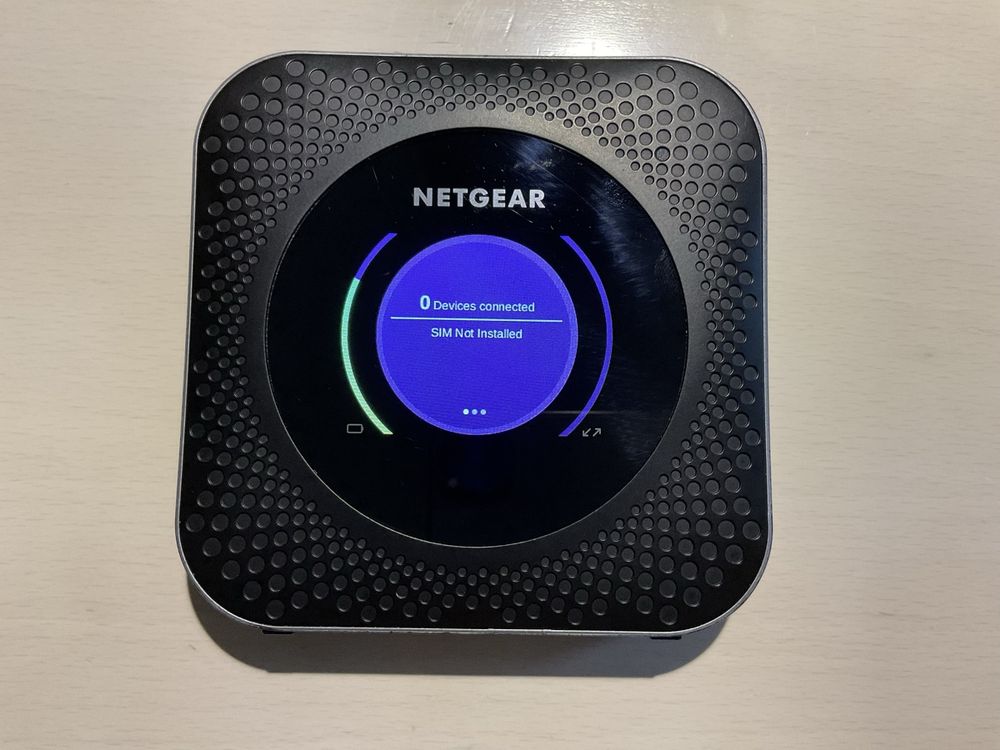 Netgear Nighthawk m1 Mobile Hotspot 4G/LTE mit Zusatzantenne | Comprare ...