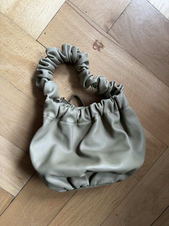 Mango green bucket bag | Kaufen auf Ricardo