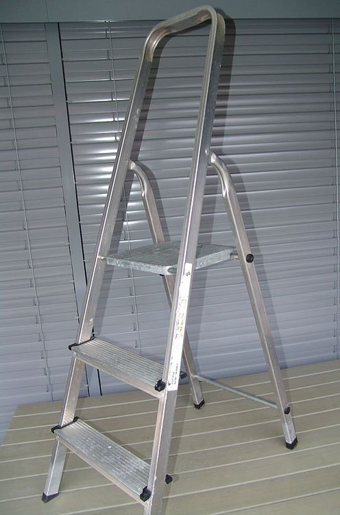 Aluleiter klappbar Klappleiter Leiter (Gebraucht) in für CHF 21 – nur ...