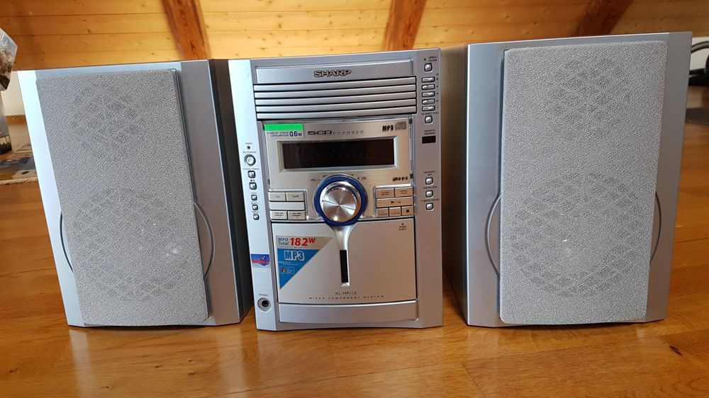 Sharp Mini Stereoanlage mit 5-fach CD-Wechsler + Kassette | Kaufen auf ...