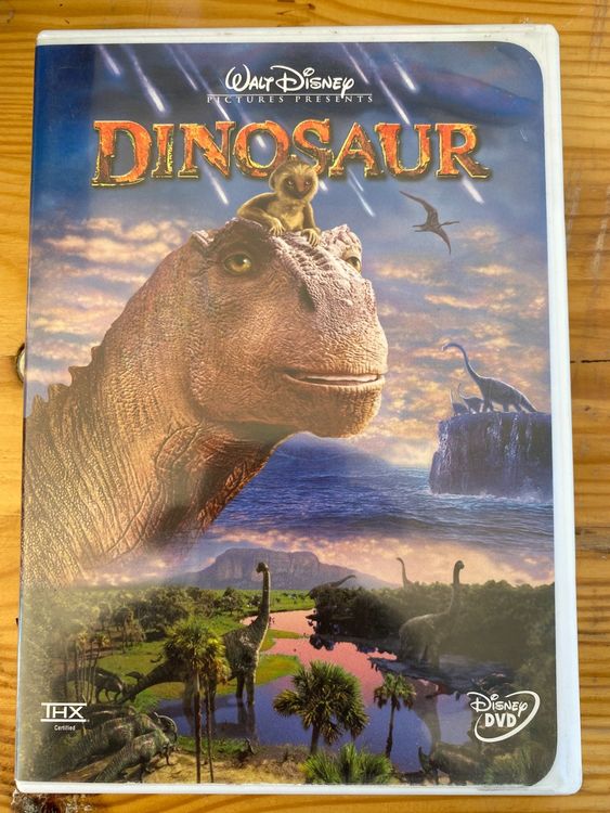 Dinosaur dvd (Neu (gemäss Beschreibung)) in Cologny für CHF 2 – mit ...