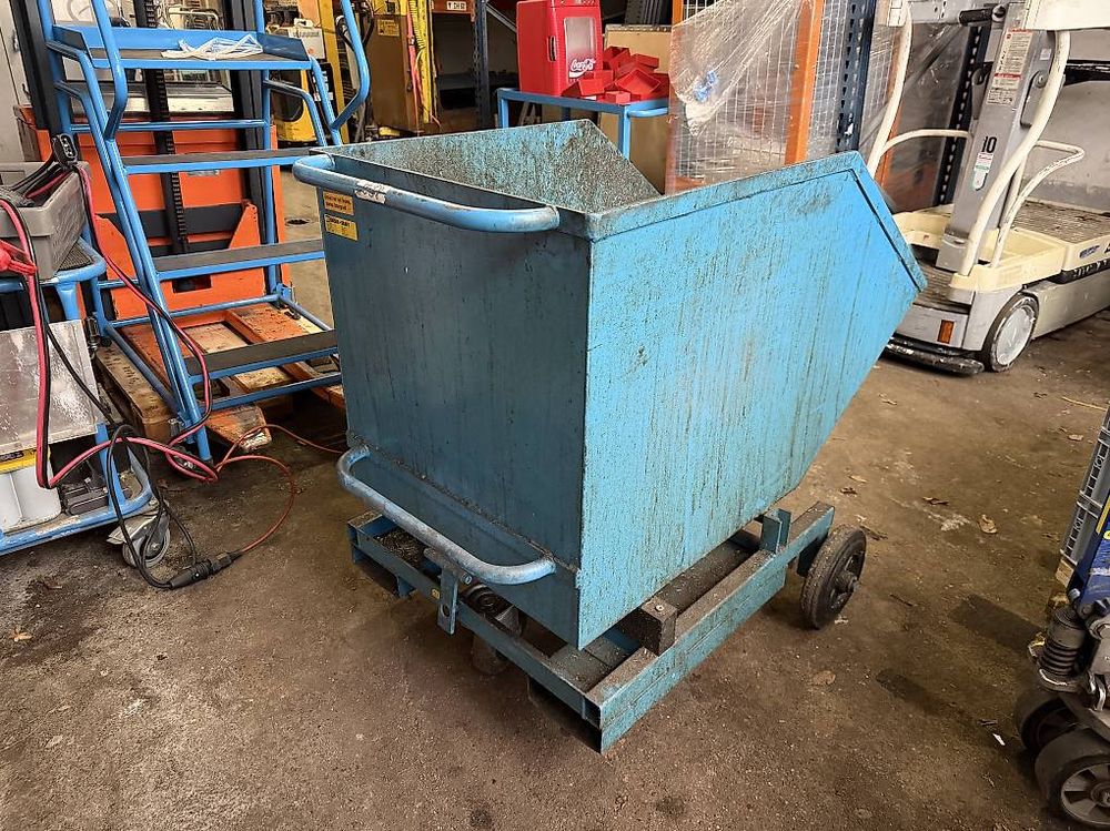 mobile Kippmulde für Stappler ideal für Metallspäne (Gebraucht) in ...