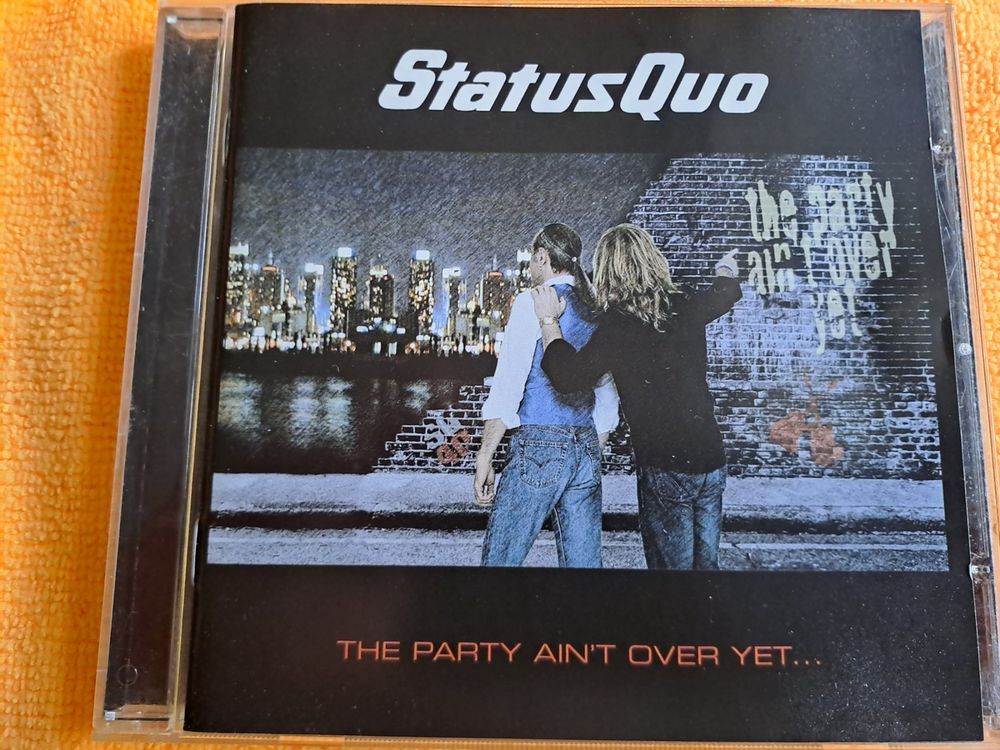 CD Status Quo The Party Aint Over Yet (Gebraucht) in Aarberg für CHF 3.5 – mit Lieferung auf ...