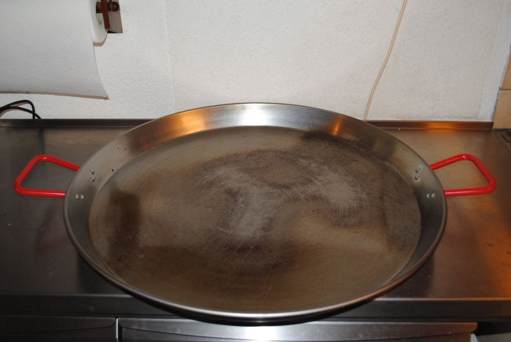 Paella Pfanne mit Gasbrenner (Gebraucht) in Scharnachtal für CHF 59 ...