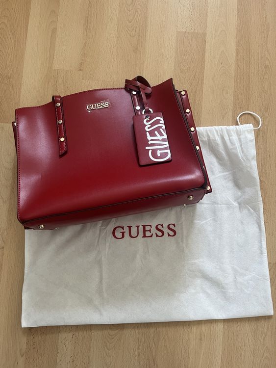 Guess Tasche rot (Neu und originalverpackt) in Basel für CHF 50 – mit ...