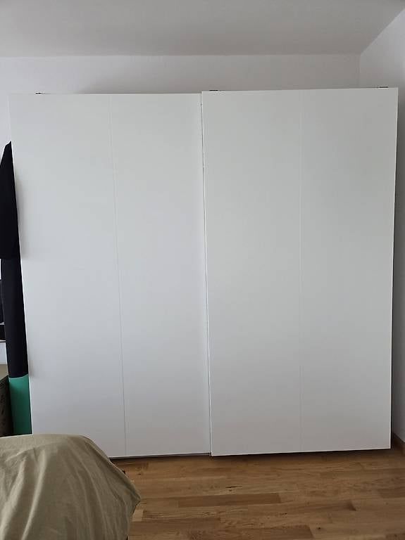 Ikea Pax Kleiderschrank in weiss 200x58x201cm (Gebraucht) in Pratteln ...