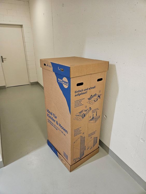 Kleiderbox mit Stange für den Umzug (Gebraucht) in St. Gallen für CHF 9 ...