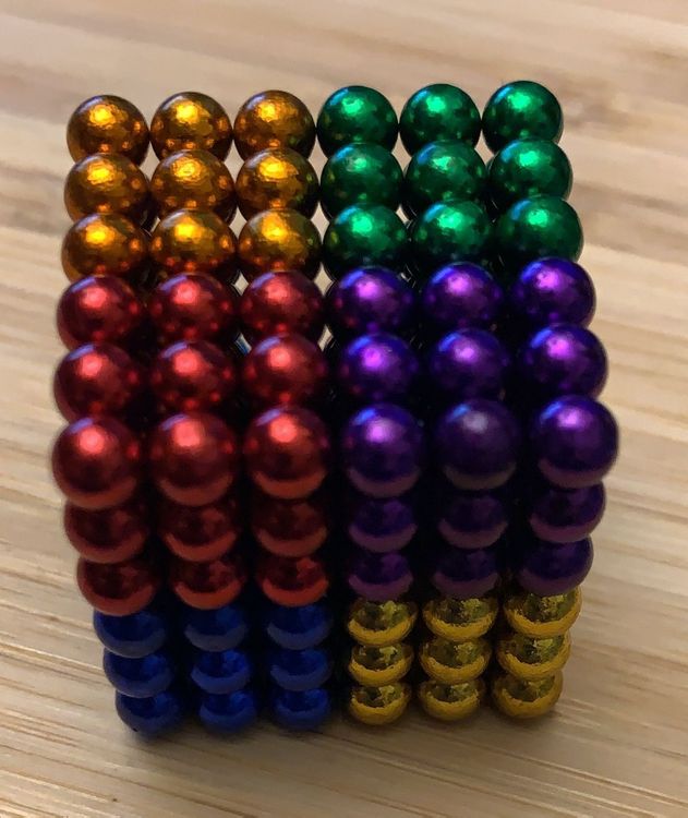 Neodym Magnet Würfel mit 216 Kugeln 5mm (Neu und originalverpackt) in ...