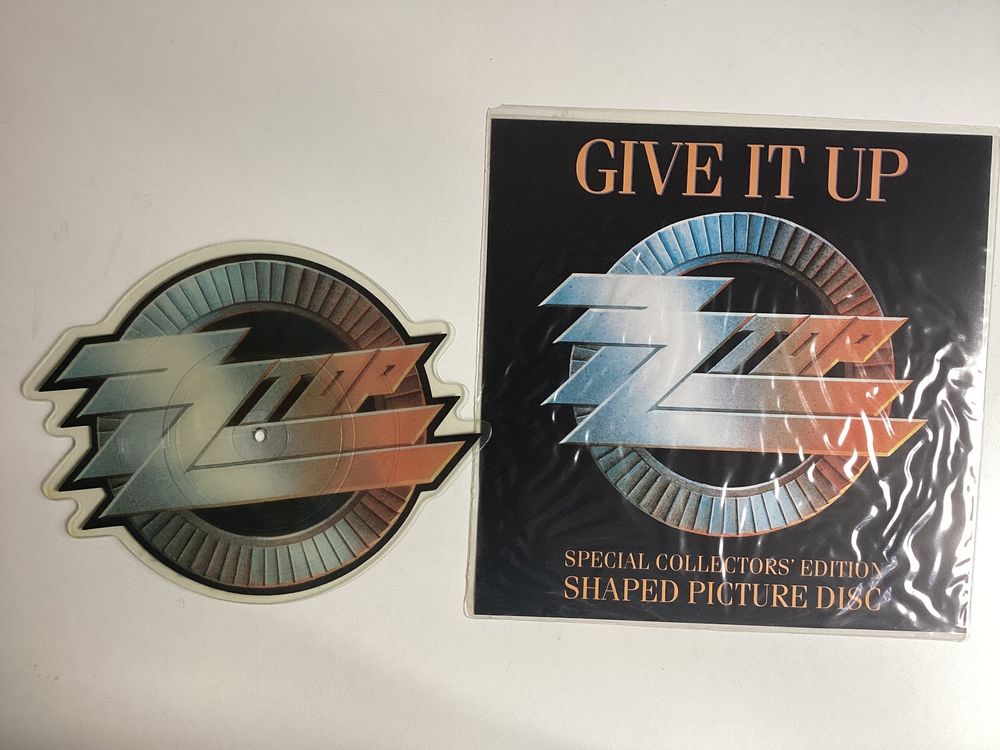 ZZ Top Shaped-Picture-Disc Single - Give It Up (Gebraucht) in Gutenswil ...