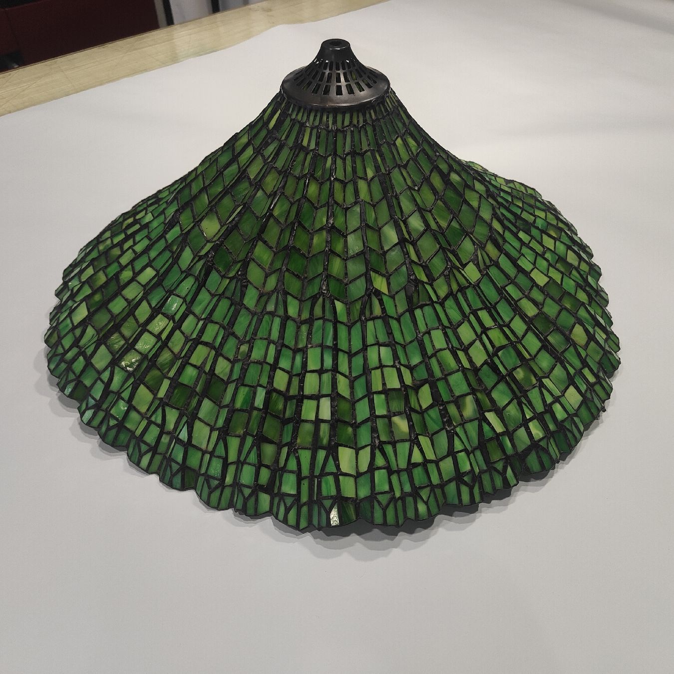 Wunderschöner Tiffany Lampeschirm Top Zustand! D 58cm (Gebraucht) in ...