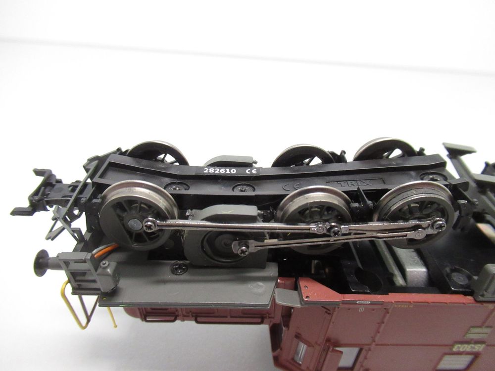 Trix 22727 SBB De 6/6 DC Analog H0, Zinkpest ! (Defekt) in Basel für ...