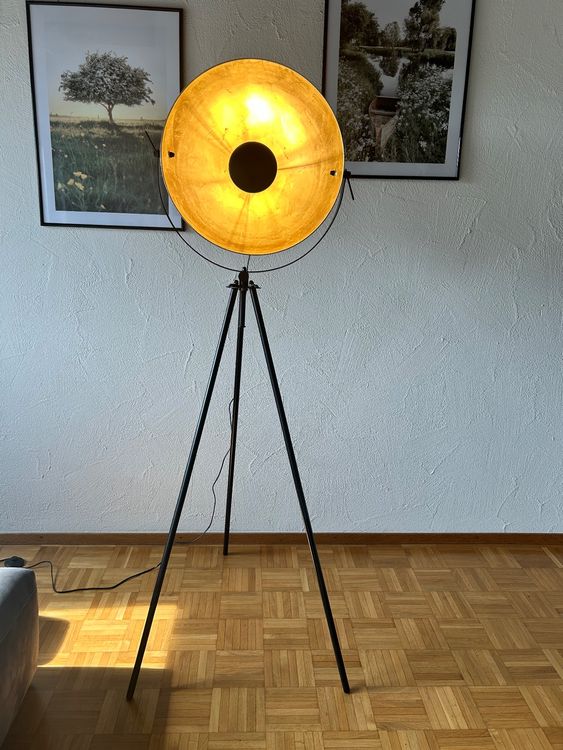 Goldene Stehlampe (Gebraucht) in Hirzel für CHF 50 – nur Abholung auf Ricardo kaufen
