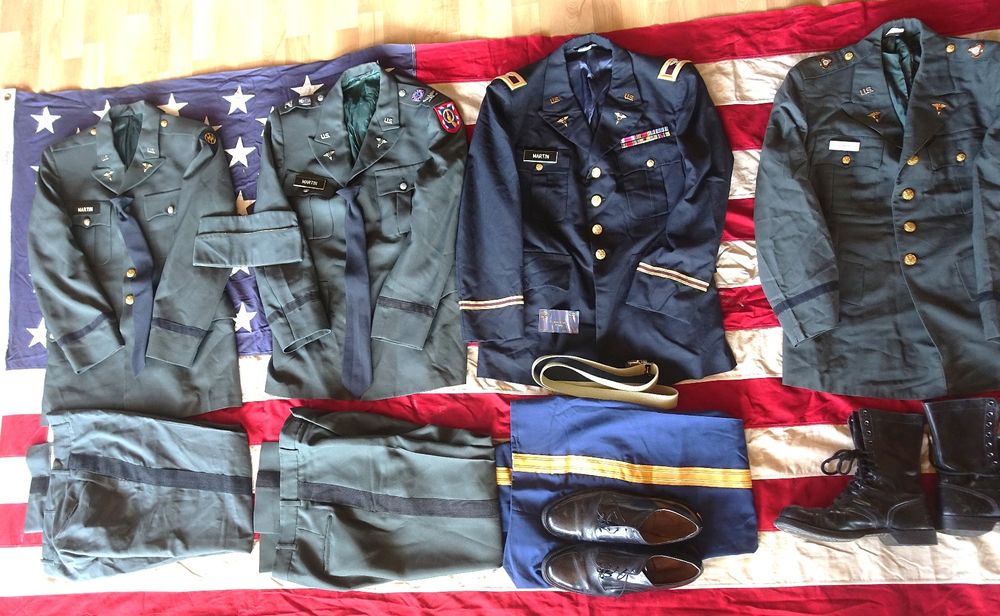 US Army Uniformgruppe Dr. Robert Martin Jacke Hose Mütze etc (Gebraucht ...