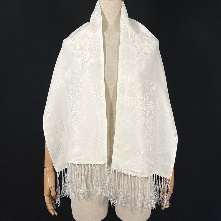 SHANGHAI TANG White Silk Scarf (Neu (gemäss Beschreibung)) in Emmen für ...