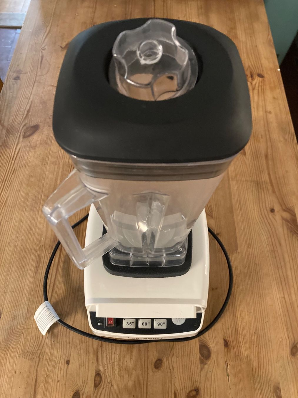 2 Liter Mixer Shaker Lee Sport (Gebraucht) in Waldenburg für CHF 20 ...