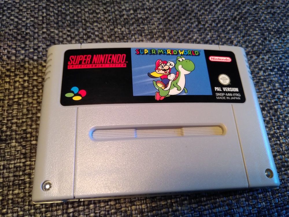 Super Mario World Super Nintendo SNES Pal Version (Gebraucht) in Saland ...