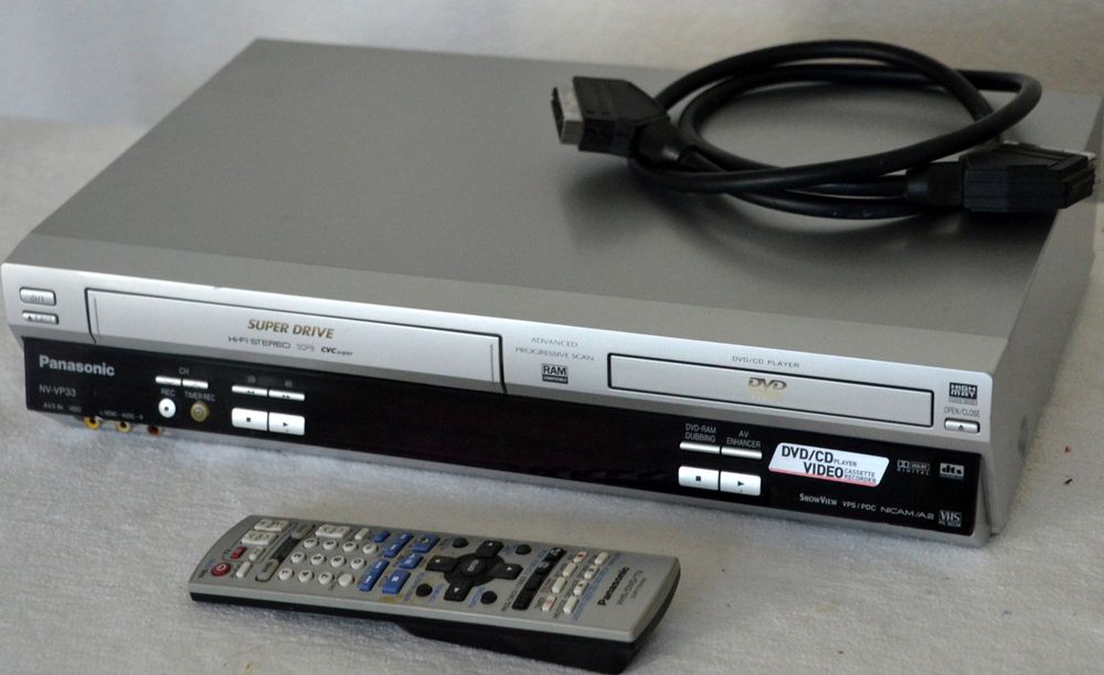 Combo DVD / VHS Panasonic NV-VP33 (Gebraucht) in Collonges für CHF 120 ...