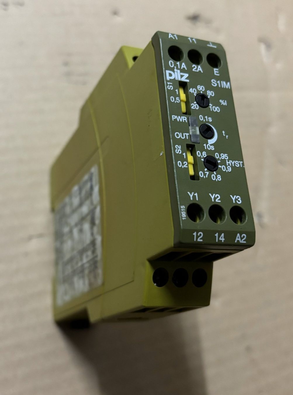 Pilz S1IM 24VDC IM 0.01-15 A Stromüberwachungsrelais (Gebraucht) in ...